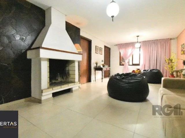 Casa / Sobrado para Venda em Porto Alegre/RS Menino Deus 5 Quartos