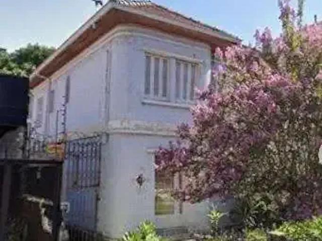 Casa / Sobrado para Venda em Porto Alegre/RS Menino Deus 5 Quartos