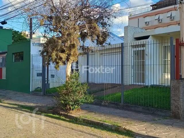 Casa / Sobrado para Venda em Porto Alegre/RS Menino Deus 5 Quartos