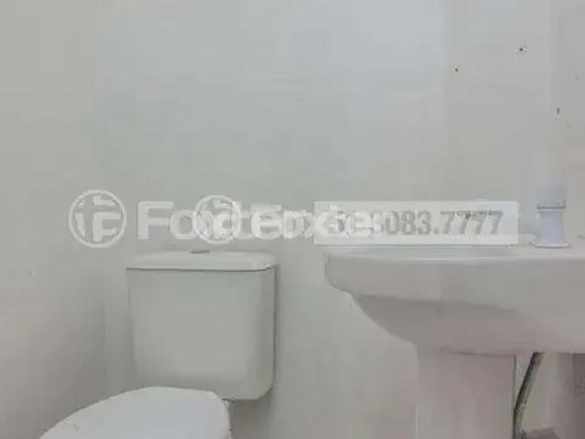 Casa / Sobrado para Venda em Porto Alegre/RS Menino Deus 6 Quartos