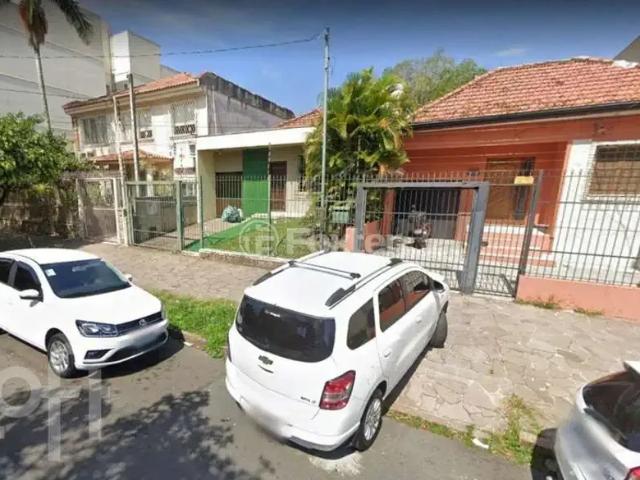 Casa / Sobrado para Venda em Porto Alegre/RS Menino Deus 1 Quartos