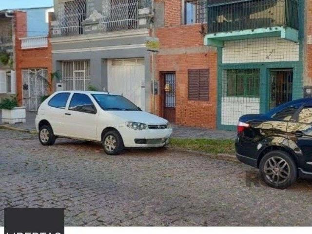 Casa / Sobrado para Venda em Porto Alegre/RS Menino Deus 2 Quartos