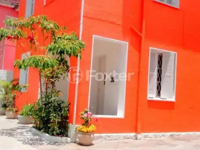 Casa / Sobrado para Venda em Porto Alegre/RS Menino Deus 2 Quartos