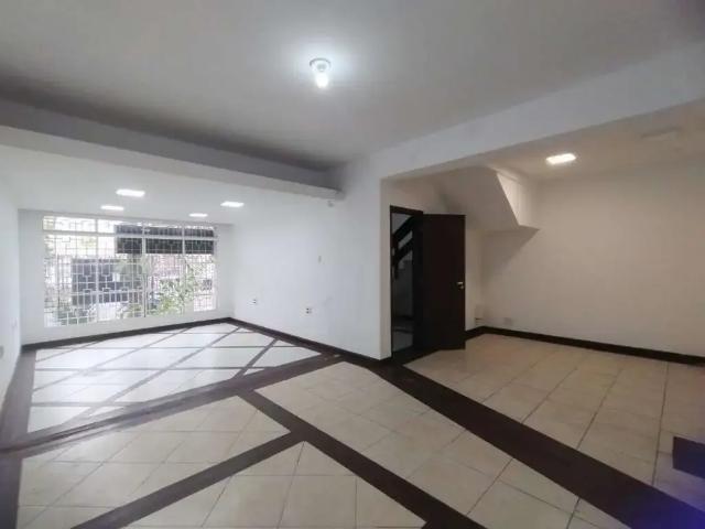 Casa / Sobrado para Venda em Porto Alegre/RS Menino Deus 3 Quartos