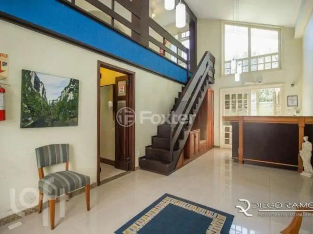 Casa / Sobrado para Venda em Porto Alegre/RS Menino Deus 3 Quartos
