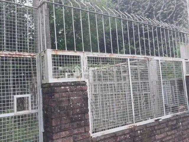 Casa / Sobrado para Venda em Porto Alegre/RS Menino Deus 3 Quartos