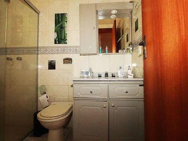 Casa / Sobrado para Venda em Porto Alegre/RS Menino Deus 3 Quartos