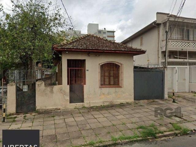 Casa / Sobrado para Venda em Porto Alegre/RS Menino Deus 3 Quartos