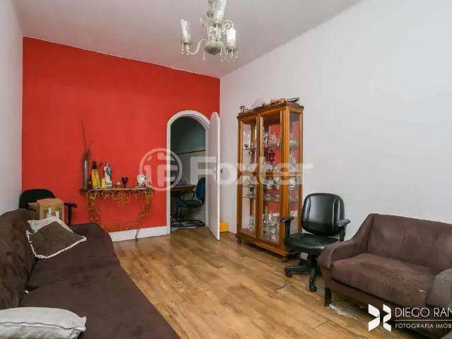 Casa / Sobrado para Venda em Porto Alegre/RS Menino Deus 3 Quartos