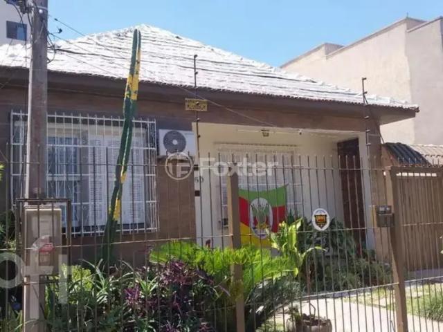 Casa / Sobrado para Venda em Porto Alegre/RS Menino Deus 3 Quartos