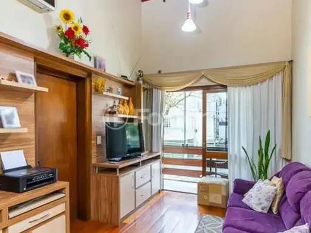 Casa / Sobrado para Venda em Porto Alegre/RS Menino Deus 3 Quartos