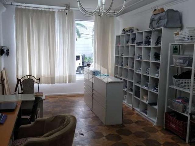 Casa / Sobrado para Venda em Porto Alegre/RS Menino Deus 3 Quartos