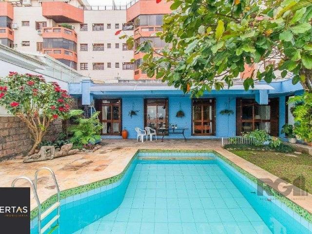 Casa / Sobrado para Venda em Porto Alegre/RS Menino Deus 3 Quartos