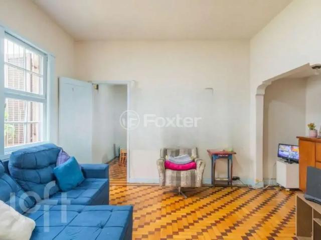 Casa / Sobrado para Venda em Porto Alegre/RS Menino Deus 3 Quartos