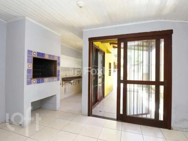Casa / Sobrado para Venda em Porto Alegre/RS Menino Deus 3 Quartos