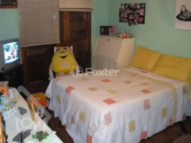 Casa / Sobrado para Venda em Porto Alegre/RS Menino Deus 3 Quartos