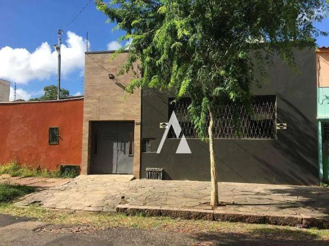 Casa / Sobrado para Venda em Porto Alegre/RS Menino Deus 3 Quartos