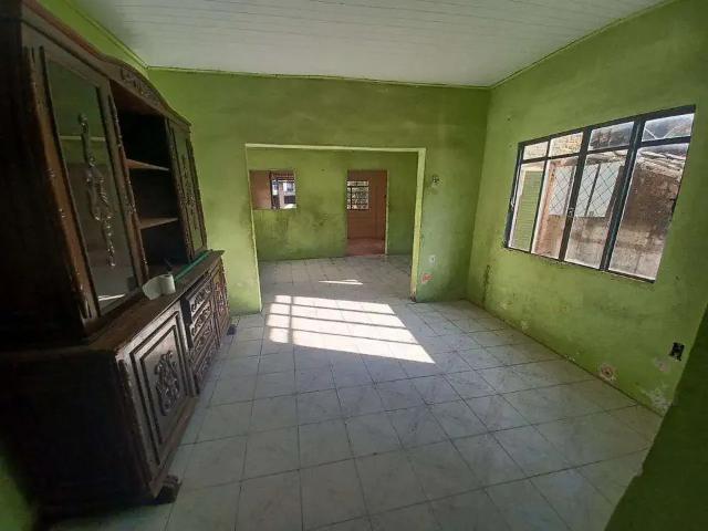 Casa / Sobrado para Venda em Porto Alegre/RS Menino Deus 3 Quartos