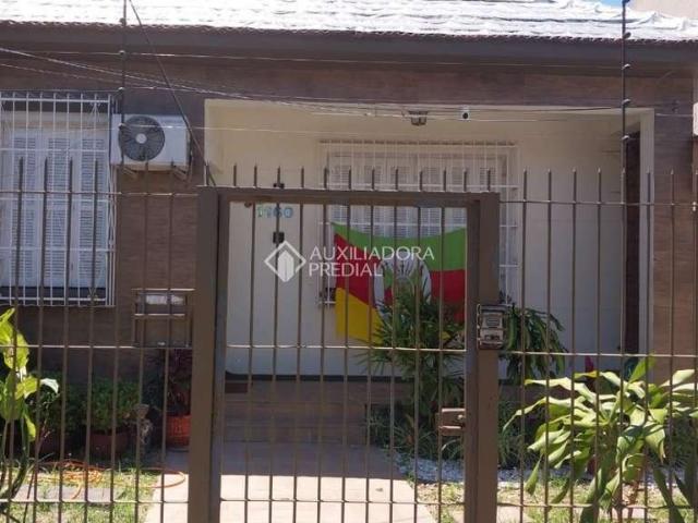 Casa / Sobrado para Venda em Porto Alegre/RS Menino Deus 3 Quartos