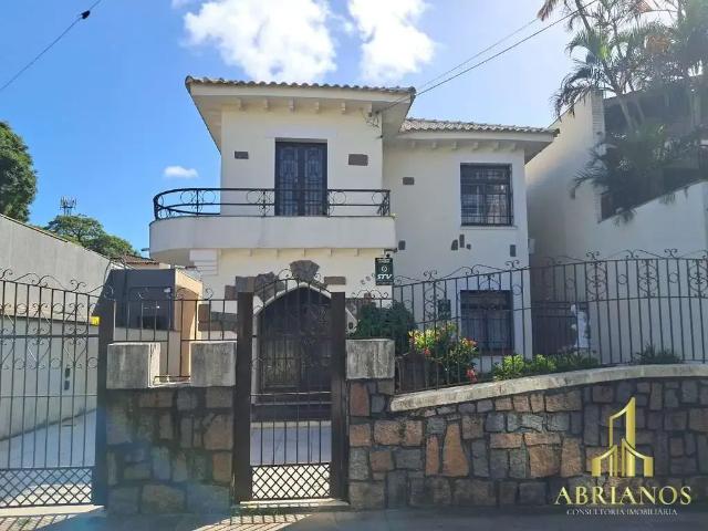Casa / Sobrado para Venda em Porto Alegre/RS Menino Deus 3 Quartos