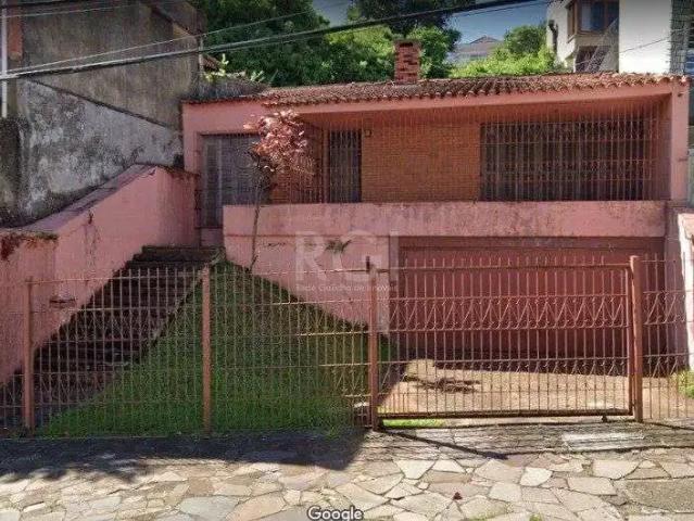 Casa / Sobrado para Venda em Porto Alegre/RS Menino Deus 3 Quartos