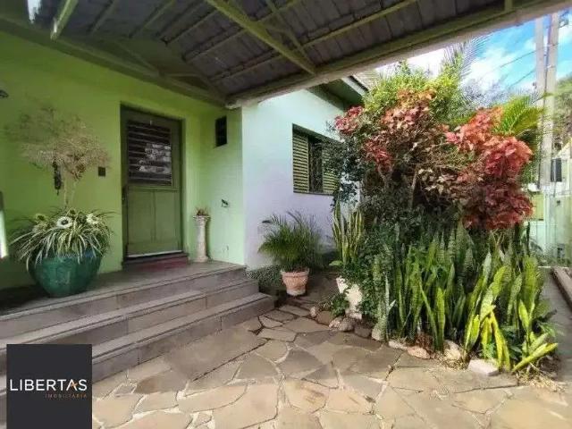 Casa / Sobrado para Venda em Porto Alegre/RS Menino Deus 3 Quartos