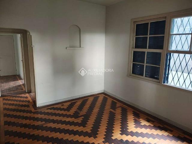 Casa / Sobrado para Venda em Porto Alegre/RS Medianeira 2 Quartos