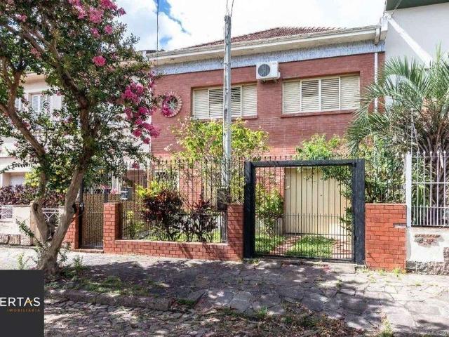 Casa / Sobrado para Venda em Porto Alegre/RS Medianeira 2 Quartos