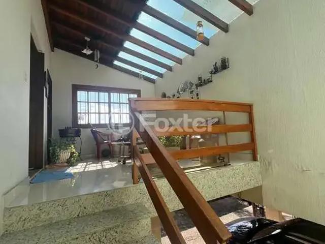Casa / Sobrado para Venda em Porto Alegre/RS Medianeira 2 Quartos