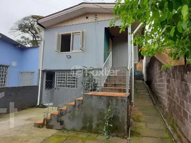 Casa / Sobrado para Venda em Porto Alegre/RS Medianeira 3 Quartos