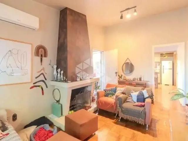 Casa / Sobrado para Venda em Porto Alegre/RS Medianeira 3 Quartos