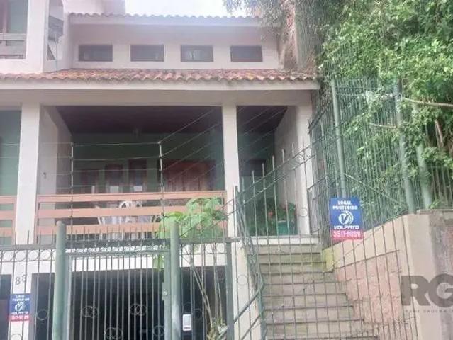 Casa / Sobrado para Venda em Porto Alegre/RS Medianeira 3 Quartos