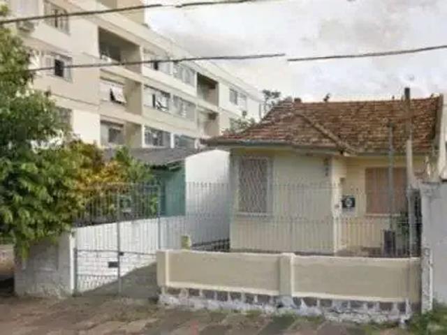 Casa / Sobrado para Venda em Porto Alegre/RS Medianeira 3 Quartos