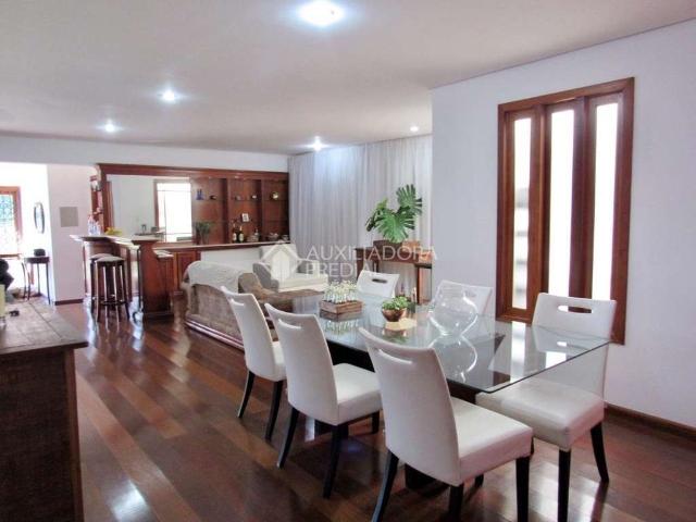 Casa / Sobrado para Venda em Porto Alegre/RS Medianeira 3 Quartos