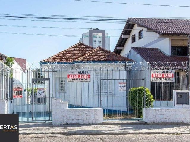 Casa / Sobrado para Venda em Porto Alegre/RS Medianeira 3 Quartos
