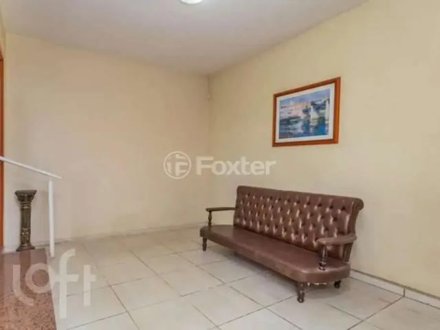 Casa / Sobrado para Venda em Porto Alegre/RS Medianeira 3 Quartos