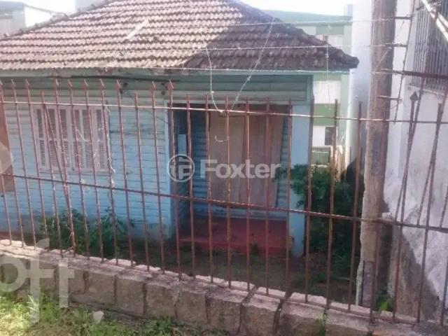 Casa / Sobrado para Venda em Porto Alegre/RS Medianeira 3 Quartos