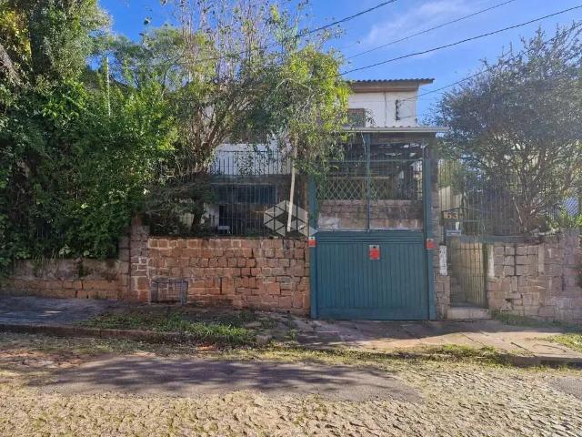 Casa / Sobrado para Venda em Porto Alegre/RS Medianeira 3 Quartos