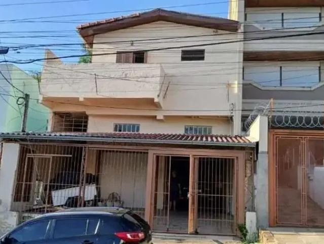 Casa / Sobrado para Venda em Porto Alegre/RS Medianeira 3 Quartos