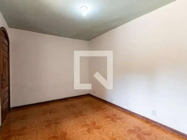 Casa / Sobrado para Venda em Porto Alegre/RS Medianeira 3 Quartos