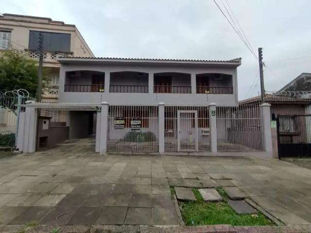 Casa / Sobrado para Venda em Porto Alegre/RS Medianeira 4 Quartos