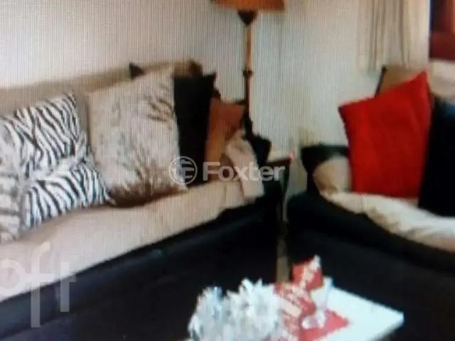 Casa / Sobrado para Venda em Porto Alegre/RS Medianeira 4 Quartos