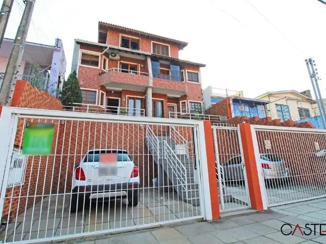 Casa / Sobrado para Venda em Porto Alegre/RS Medianeira 4 Quartos