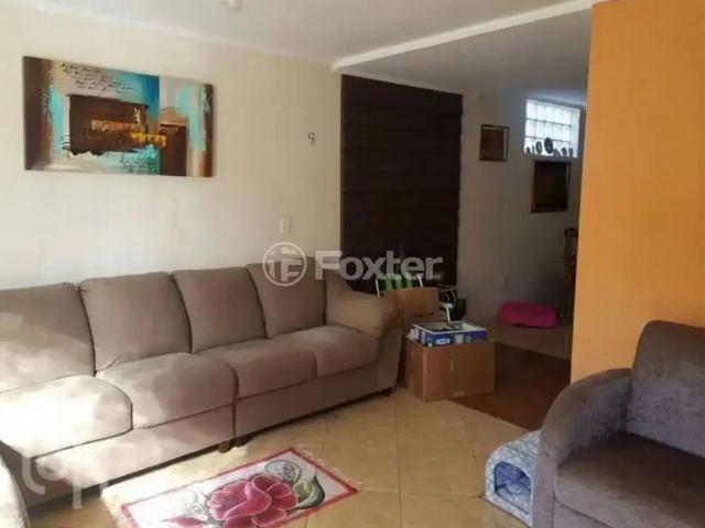 Casa / Sobrado para Venda em Porto Alegre/RS Medianeira 4 Quartos