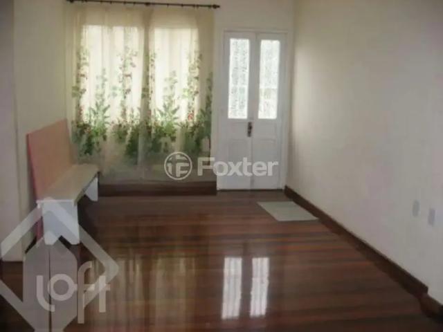 Casa / Sobrado para Venda em Porto Alegre/RS Medianeira 6 Quartos