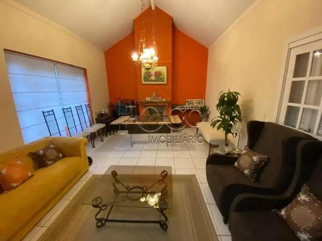 Casa / Sobrado para Venda em Porto Alegre/RS Mont Serrat 3 Quartos