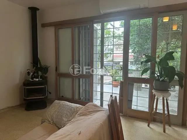 Casa / Sobrado para Venda em Porto Alegre/RS Mont Serrat 3 Quartos