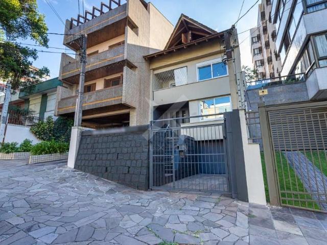Casa / Sobrado para Venda em Porto Alegre/RS Mont Serrat 3 Quartos