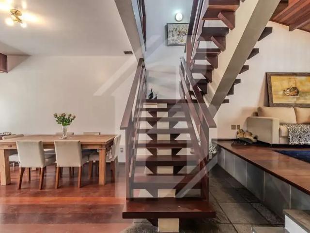 Casa / Sobrado para Venda em Porto Alegre/RS Mont Serrat 3 Quartos