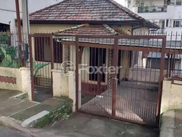 Casa / Sobrado para Venda em Porto Alegre/RS Mont Serrat 3 Quartos